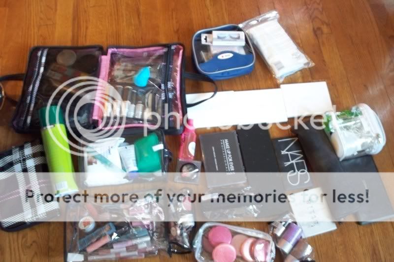 ModelMayhem.com - Zuca Pro rolling case?