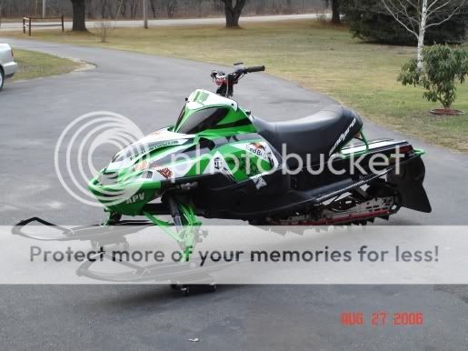 Show Me The 440's | Snowmobile Fanatics